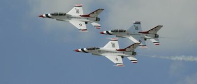 AI and Test Pilot Duke it Out in Aerial Dogfight Staged by US Air Force ...